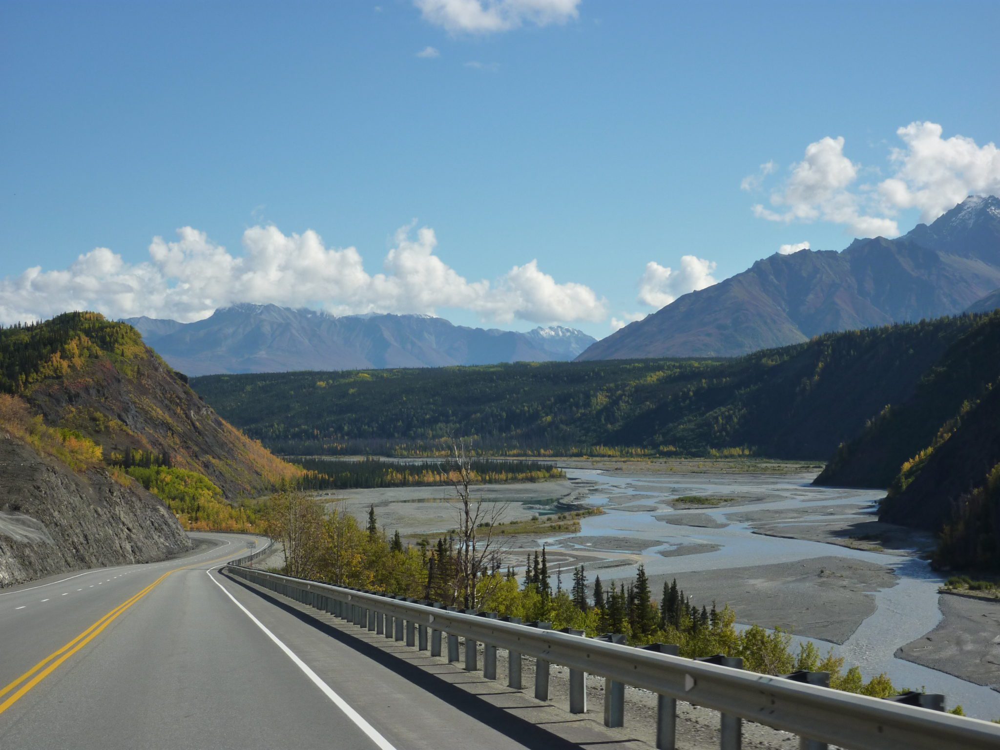 Driving Through Alaska on a Self-Driving Tour or Road Trip | Tips & Advice